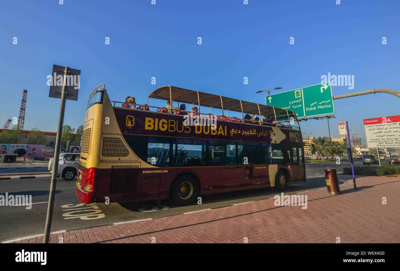 Big bus tour dubai hi-res stock photography and images - Alamy