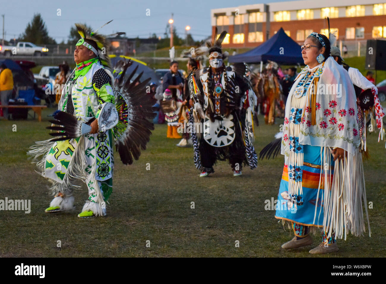 Aboriginal canadian dance hi-res stock photography and images - Alamy