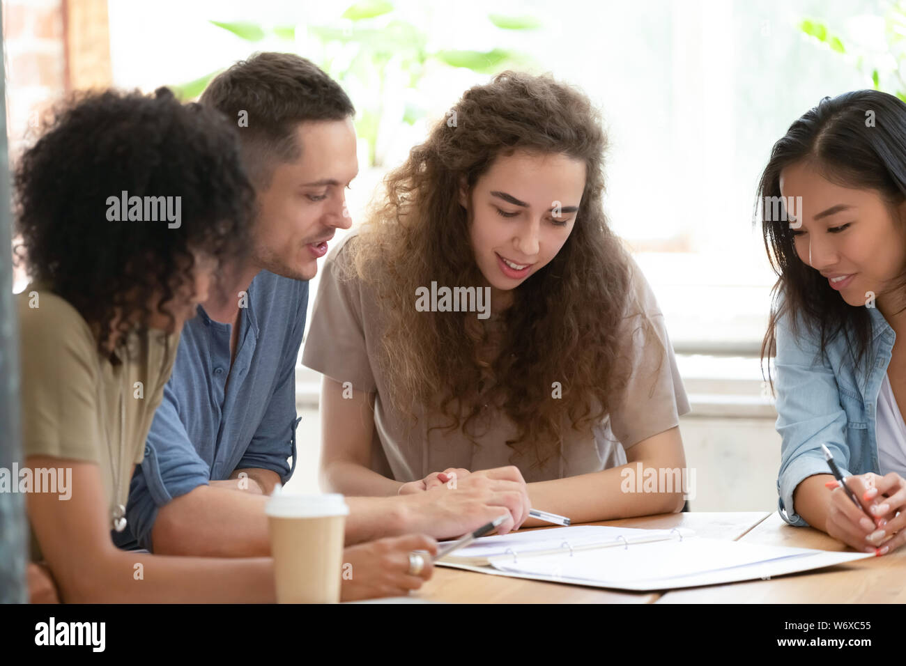 Different ethnicity university hi-res stock photography and images - Alamy