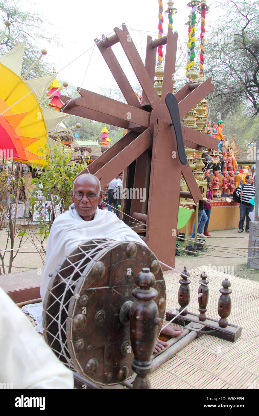 Mahatma gandhi spinning wheel charkha hi-res stock photography and ...