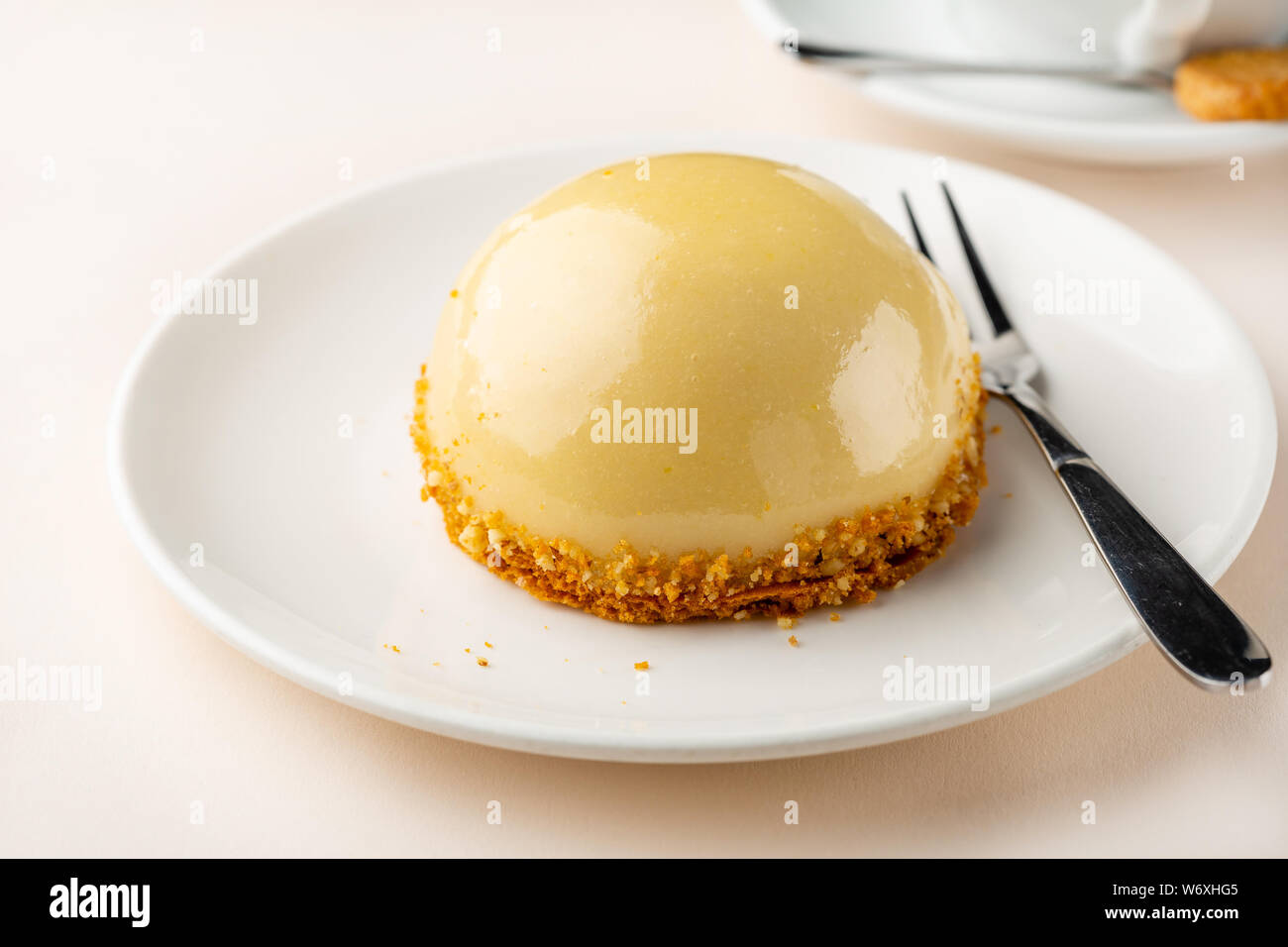 Modern glazed mousse cake hi-res stock photography and images - Alamy