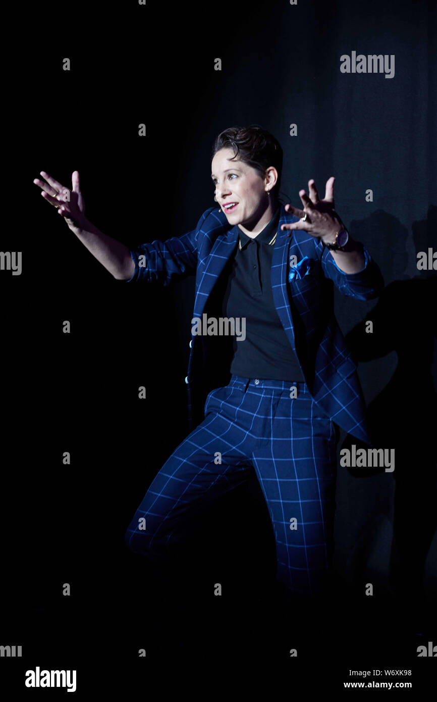 Suzi hi-res stock photography and images - Alamy