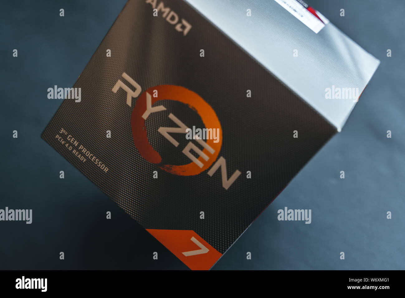 Intel pentium 4 processor hi-res stock photography and images - Alamy