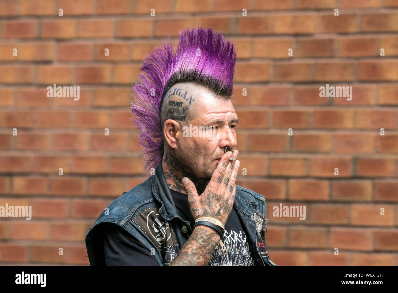 Punk rock hi-res stock photography and images - Alamy