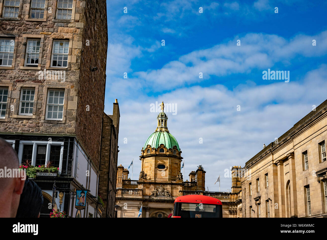 edinburgh old town the bridges Stock Photo - Alamy