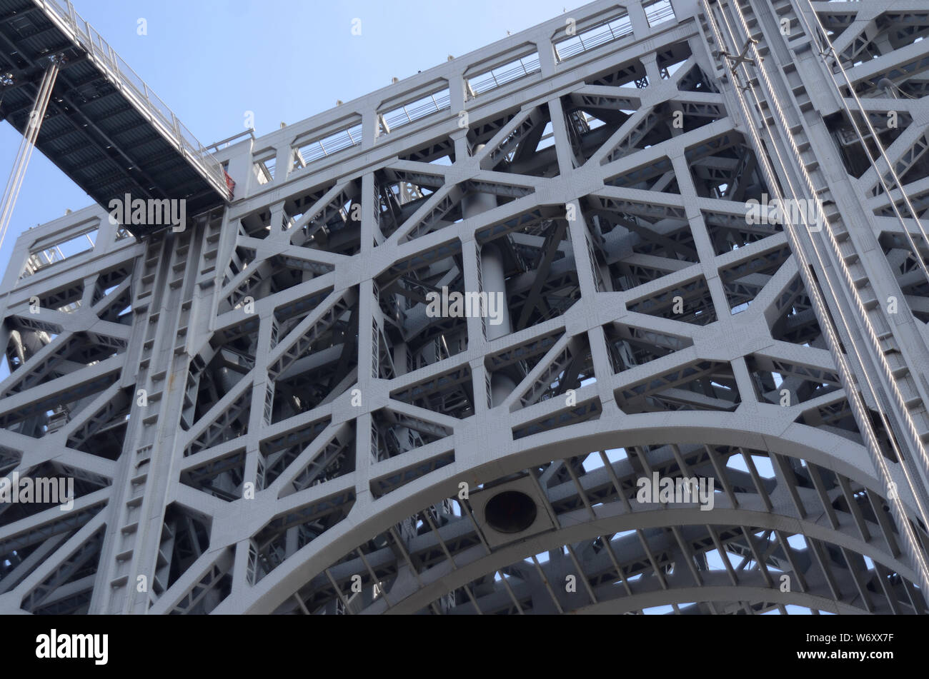 GWB: A trip from New Jersey into New York by foot across the George ...