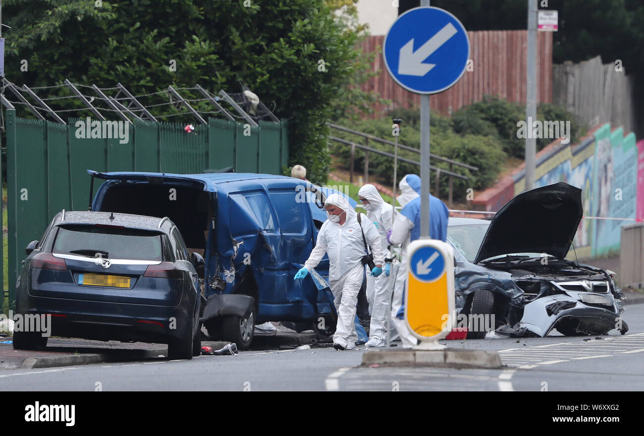 NUMBER PLATES PIXELATED BY PA PICTURE DESK Forensics officers outside ...