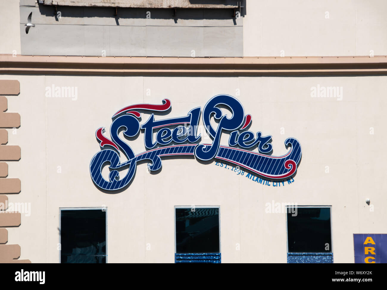 Amusement Park Sign High Resolution Stock Photography and Images - Alamy