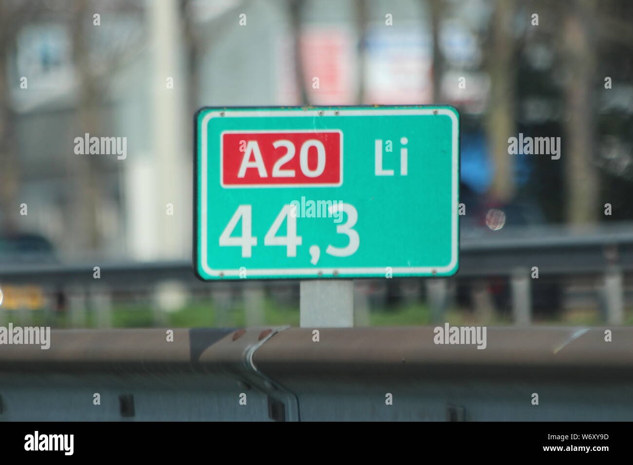 Speed and distance sign in the shoulder of motorway A20 at 44,3 left ...