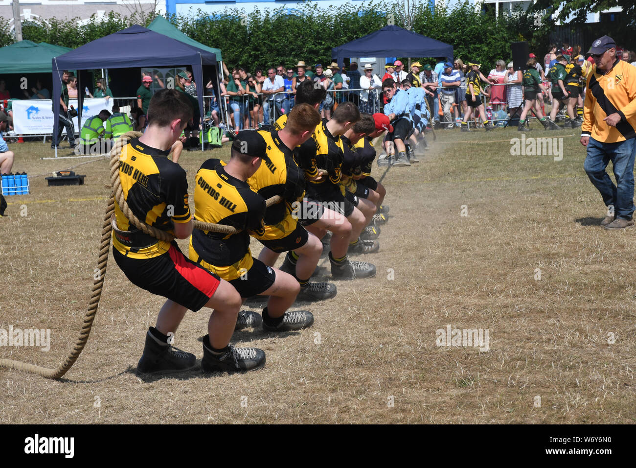 Tug of war,rope pulling,a sport that pits two teams against each other ...