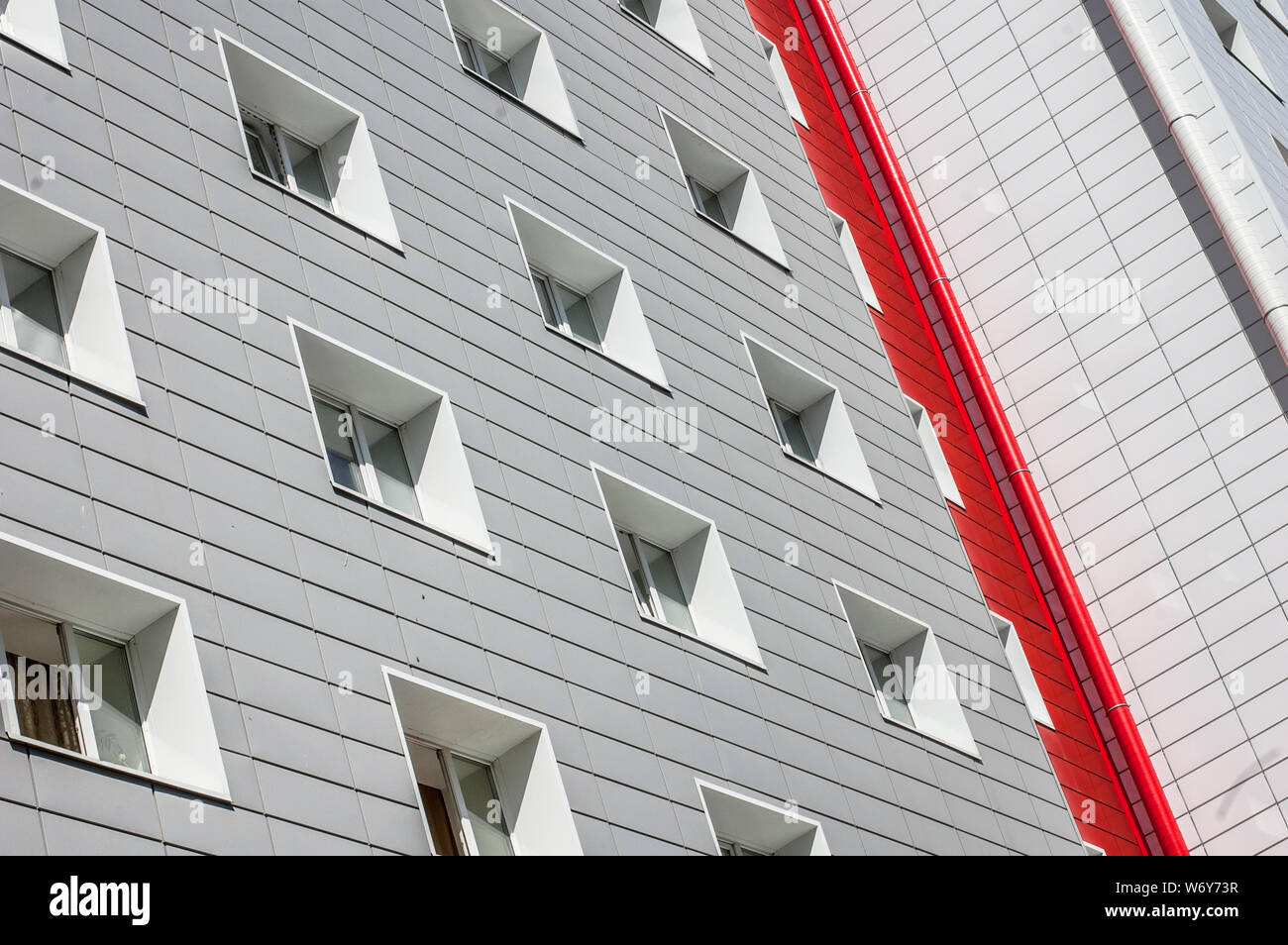 Modern grey texture of high-rise building Stock Photo - Alamy