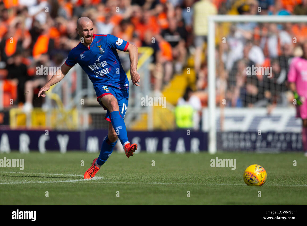 James vincent football inverness hi-res stock photography and images ...