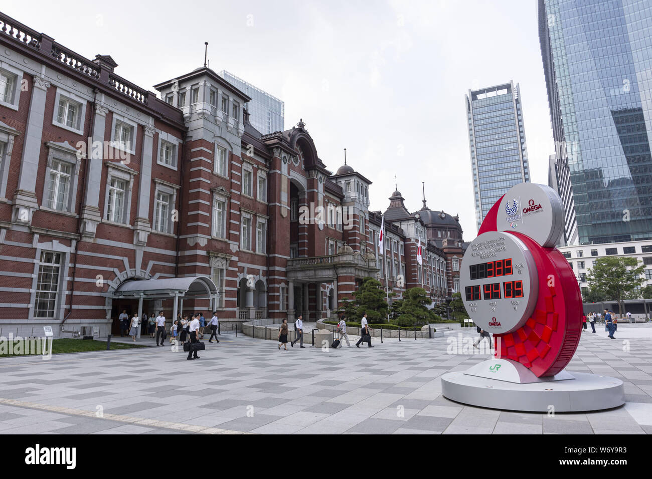 Tokyo, Japan. 2nd Aug, 2019. A huge OMEGA one-year countdown clock for ...