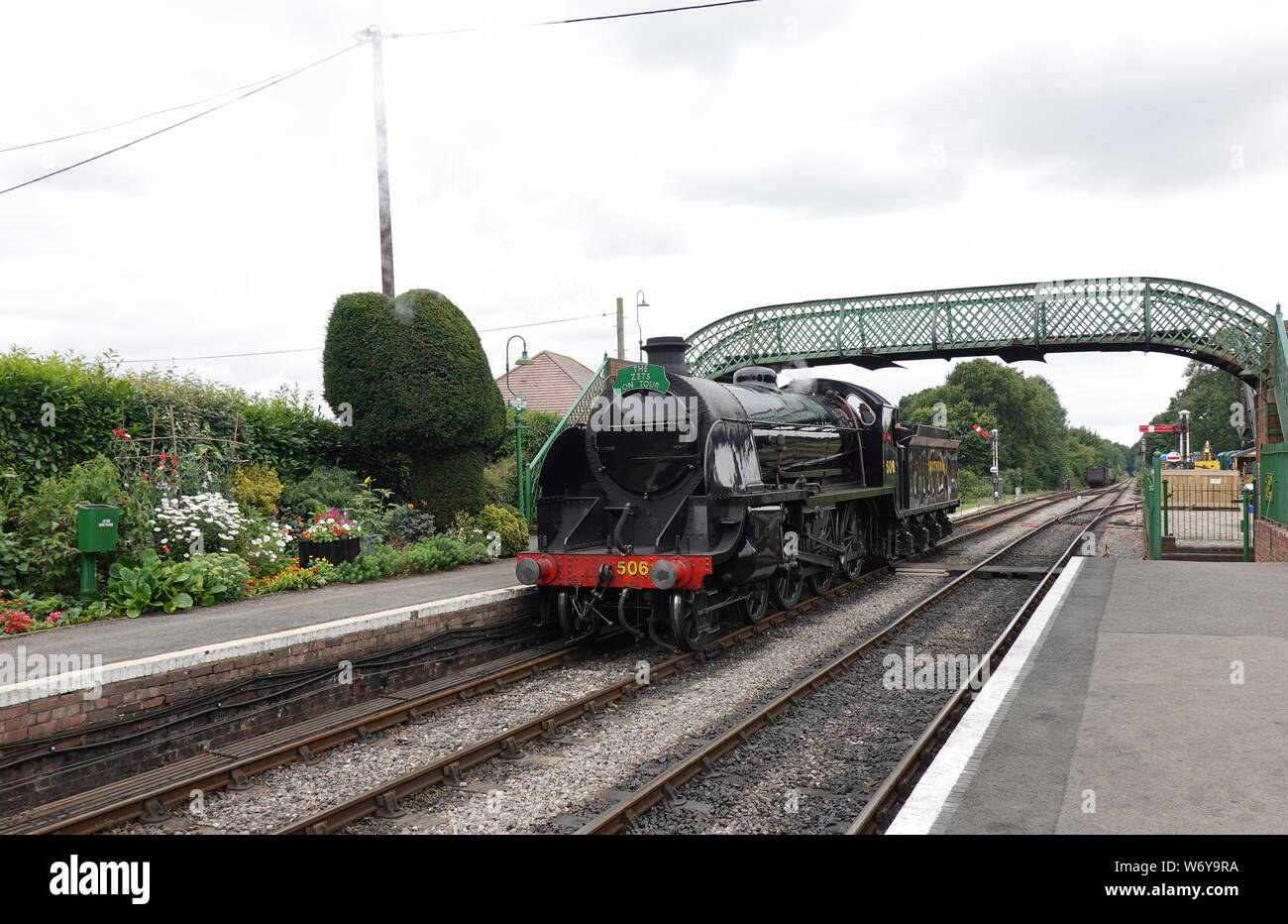Southern Railway S15 Class No. 506 at Medstead & Four Oaks Station -1 ...