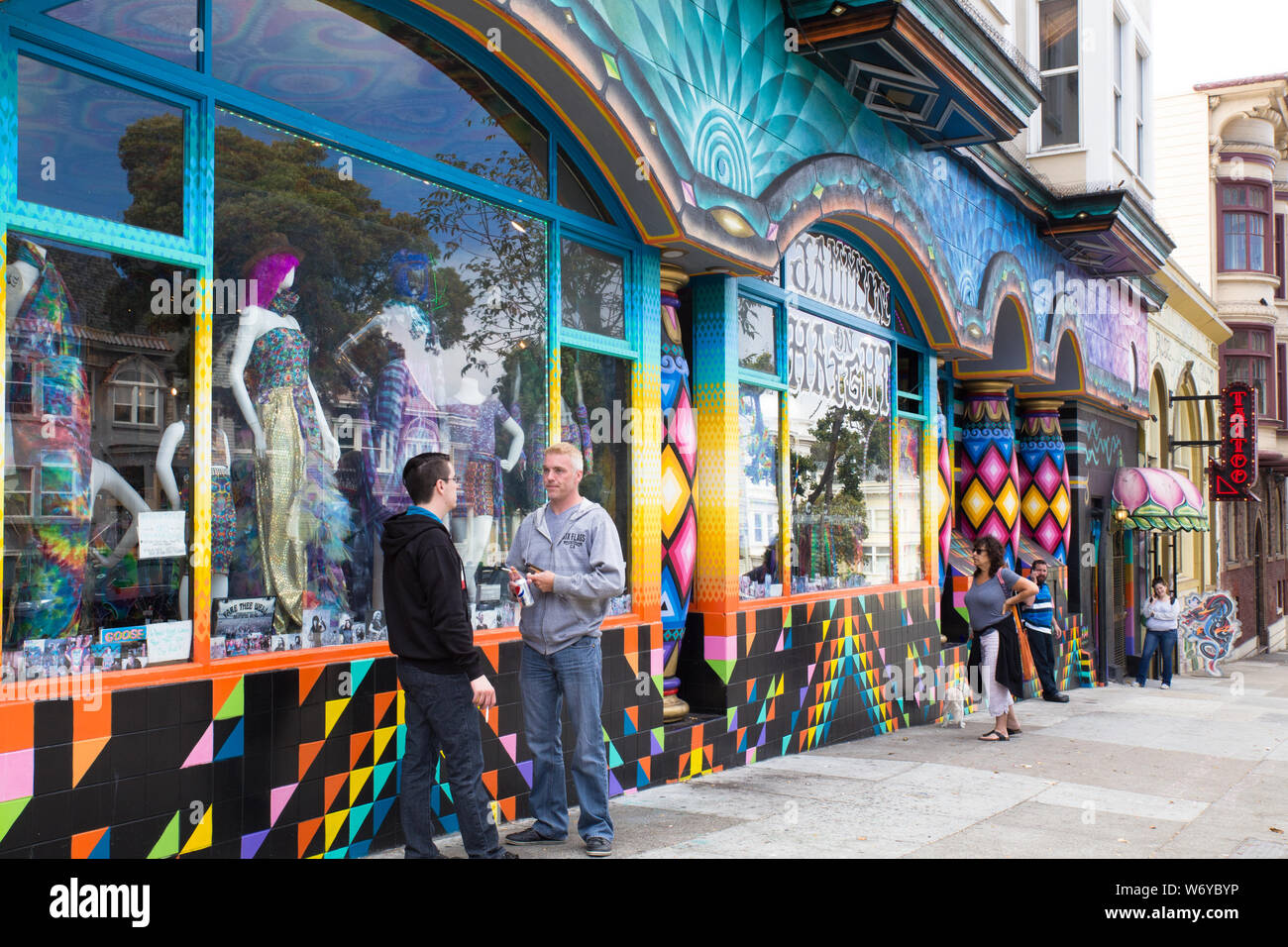 SAN FRANCISCO, CALIFORNIA - JULY: 31, 2016: Street Scene from Haight ...
