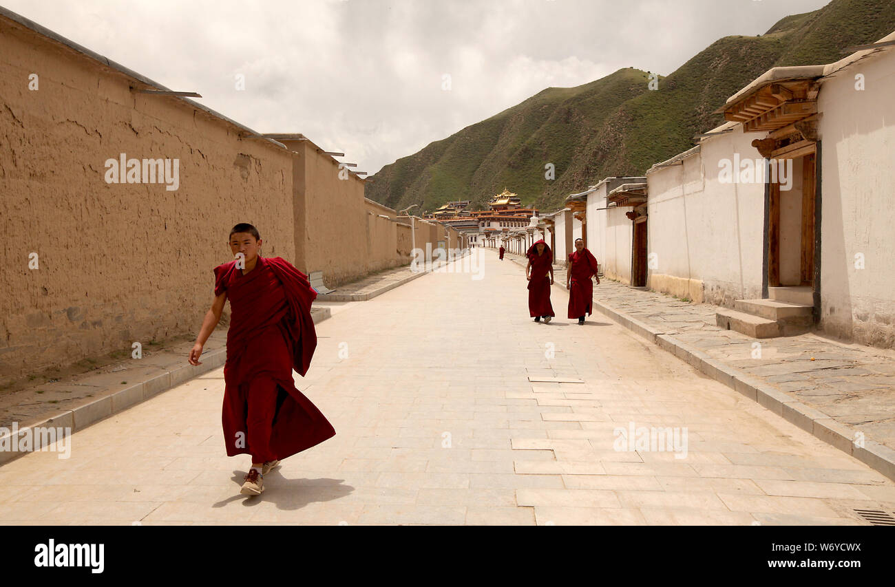 Xiahe, GANSU, CHINA. 1st Aug, 2019. Labrang Monastry in Xiahe, the ...