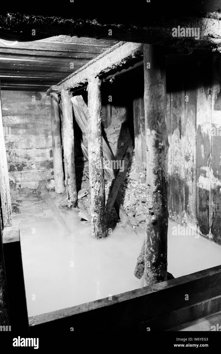 World war 1 trench mud hi-res stock photography and images - Alamy