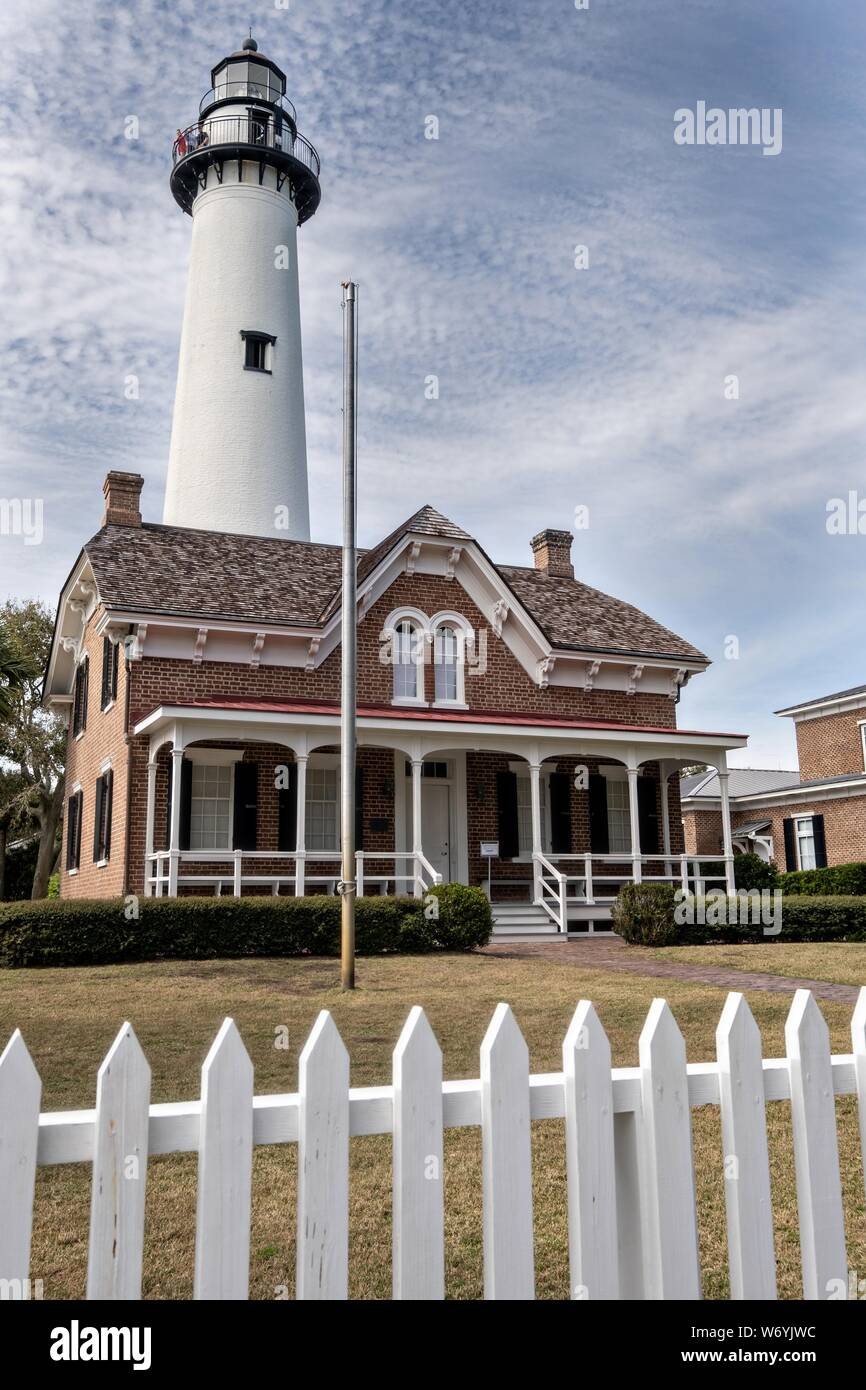 The St. Simons Lighthouse at Coupers Point along the Saint Simons Sound ...