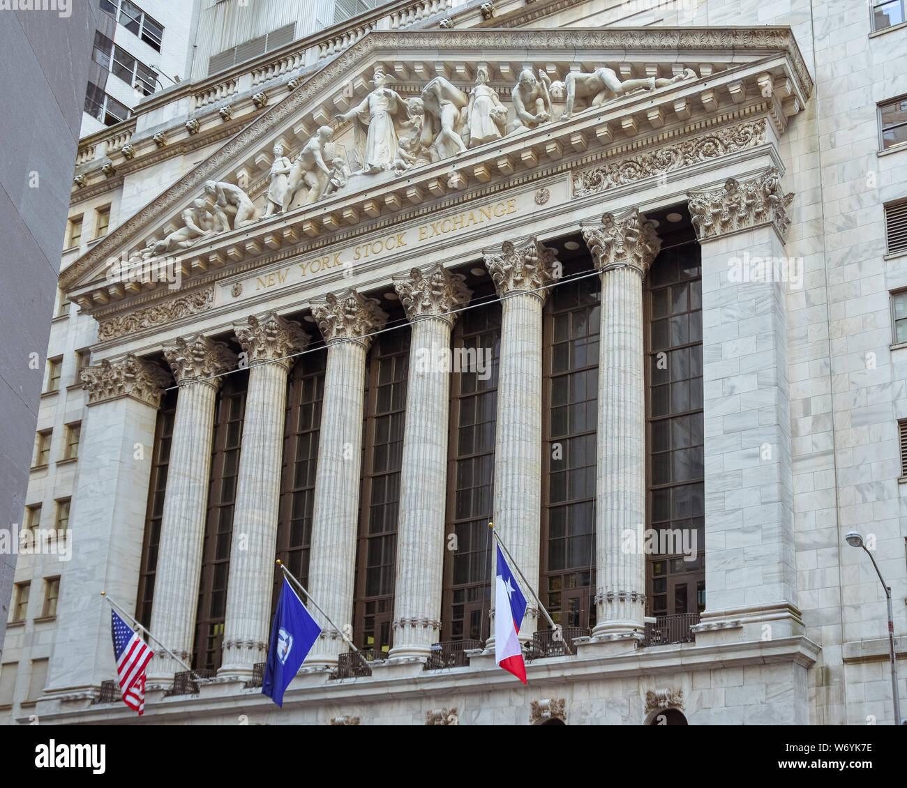 Stock market building nyc hi-res stock photography and images - Alamy