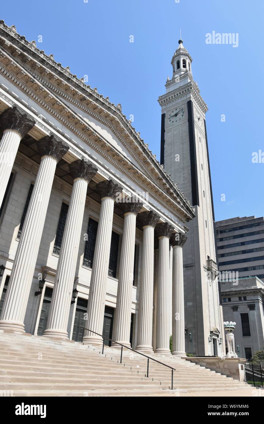 A view of downtown Springfield's Metro Center, a "City on the Rise ...