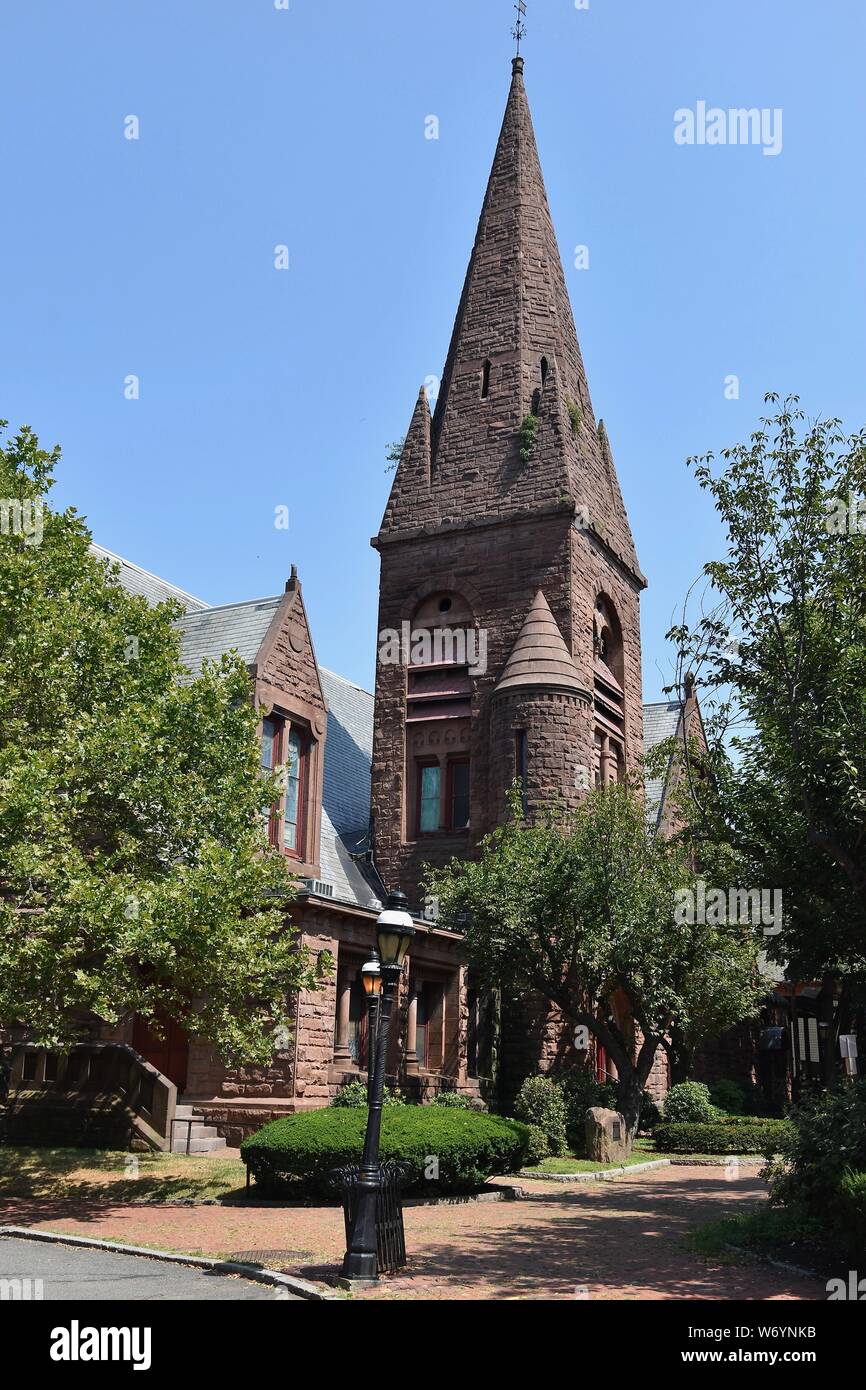 Bow fronted house boston hi-res stock photography and images - Alamy