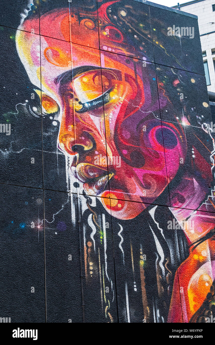 Street Art on the side of a building in London Stock Photo - Alamy