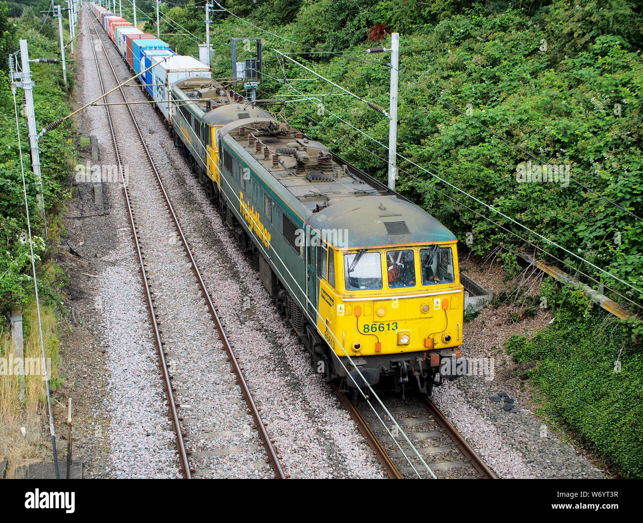 Freightliner Class 86 Double Header 86613 leads 86607 from Felixstowe ...