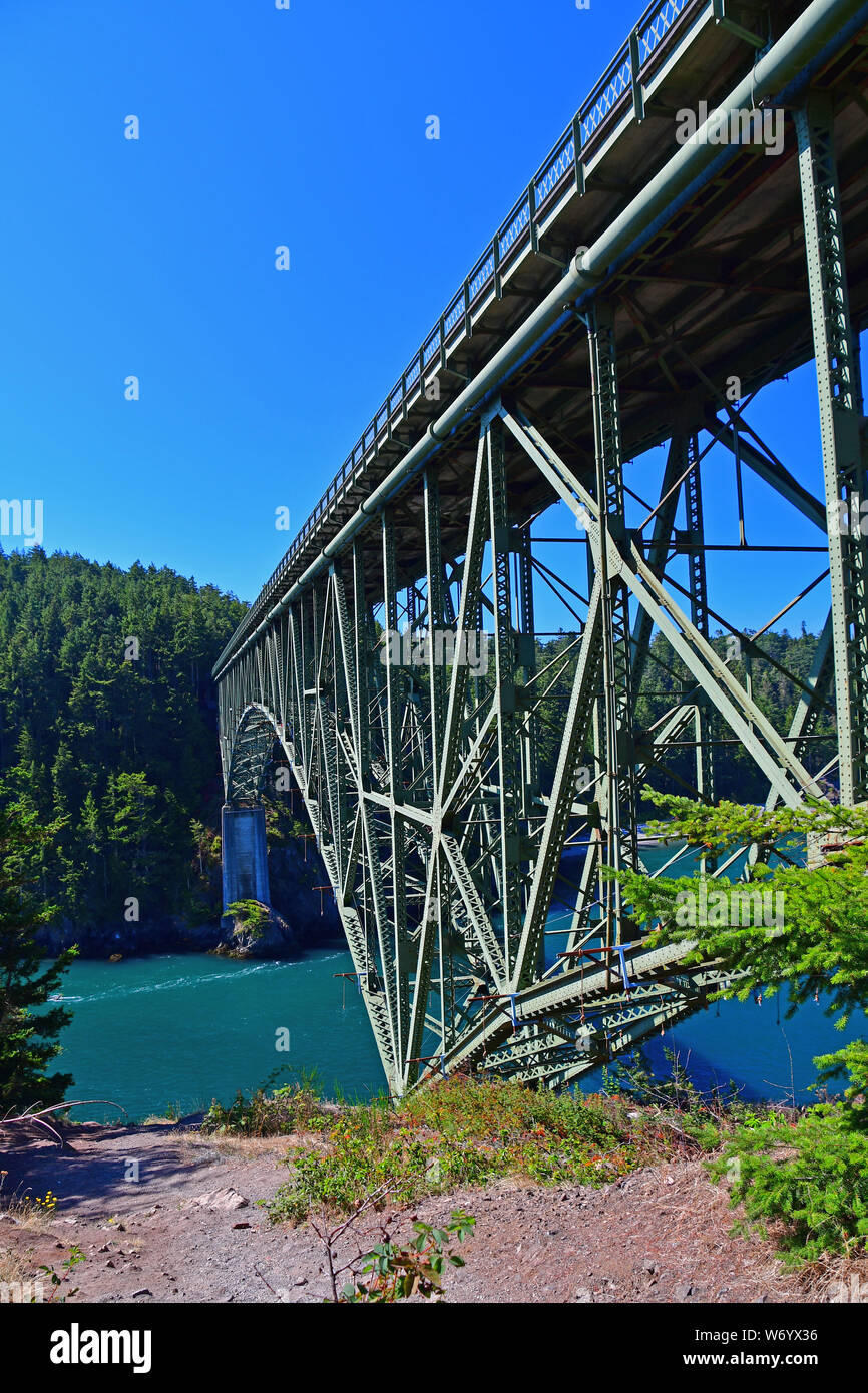 Iconic deception pass bridge hi-res stock photography and images - Alamy
