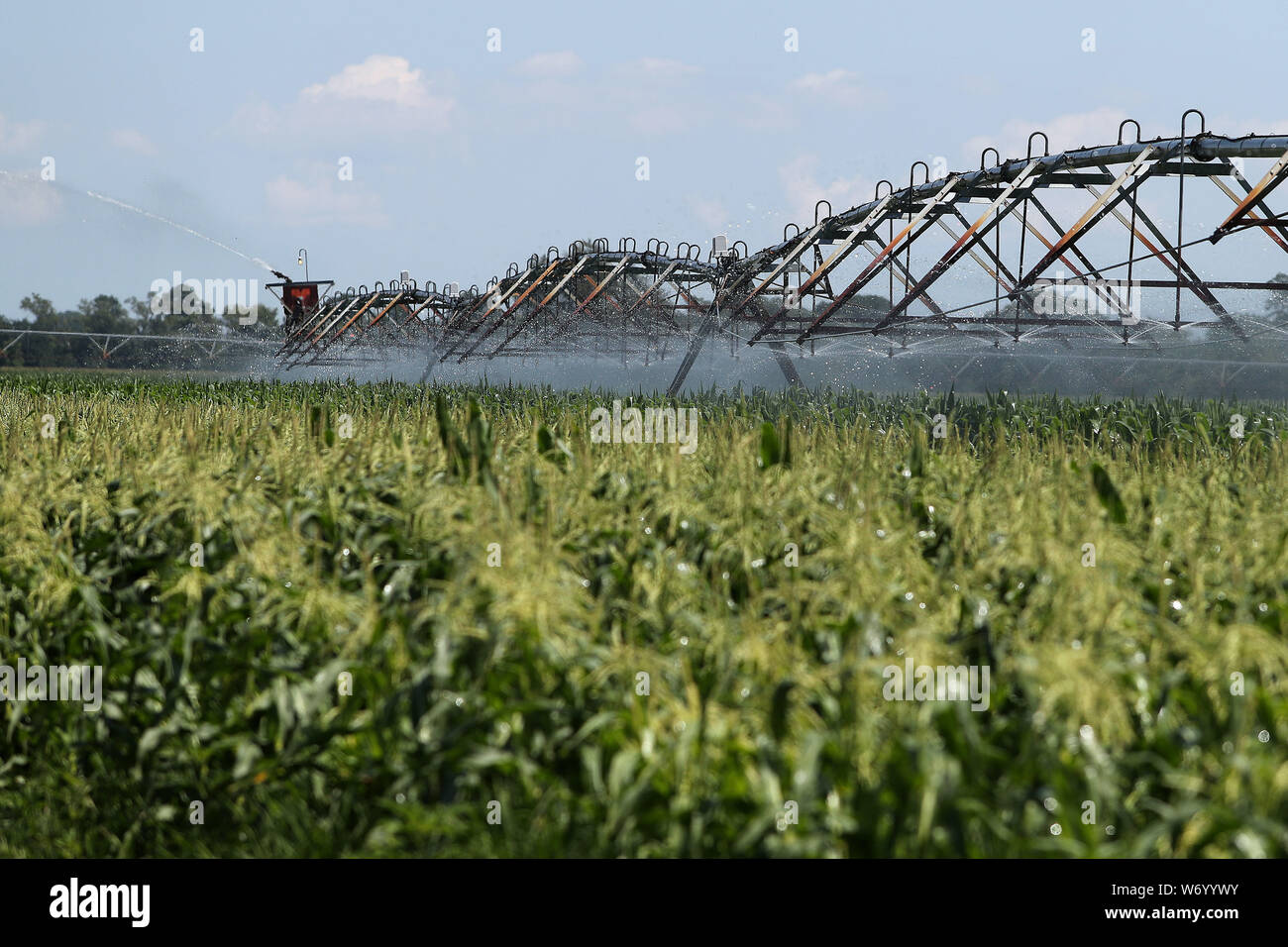 Corn irrigation usa hi-res stock photography and images - Alamy