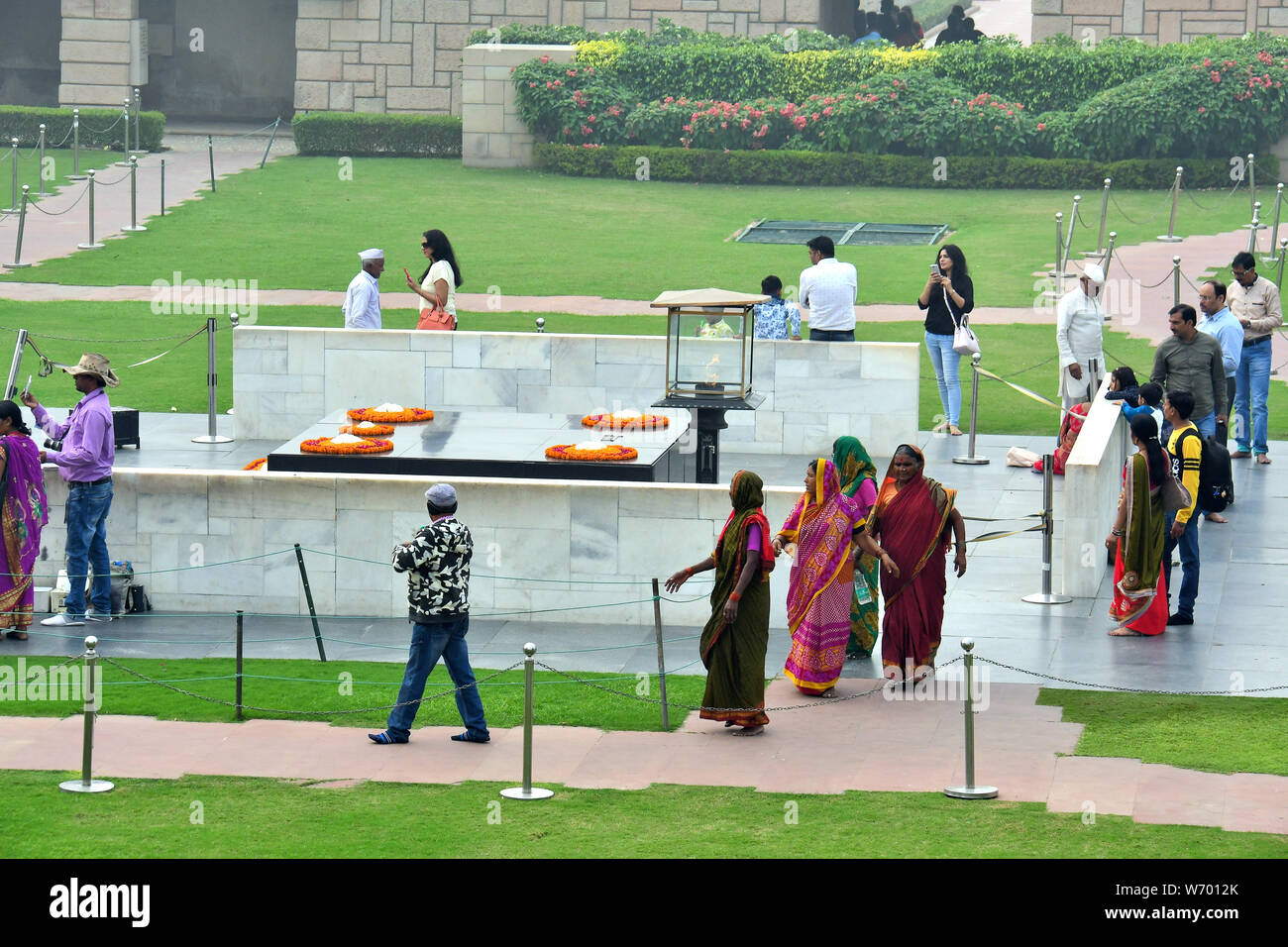 Raj Ghat memorial to Mahatma Gandhi, Delhi, India, Asia Stock Photo - Alamy