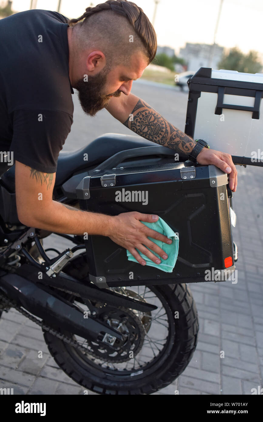 Motorcycle Car Wash Motorcycle Big Bike cleaning with foam injection ...