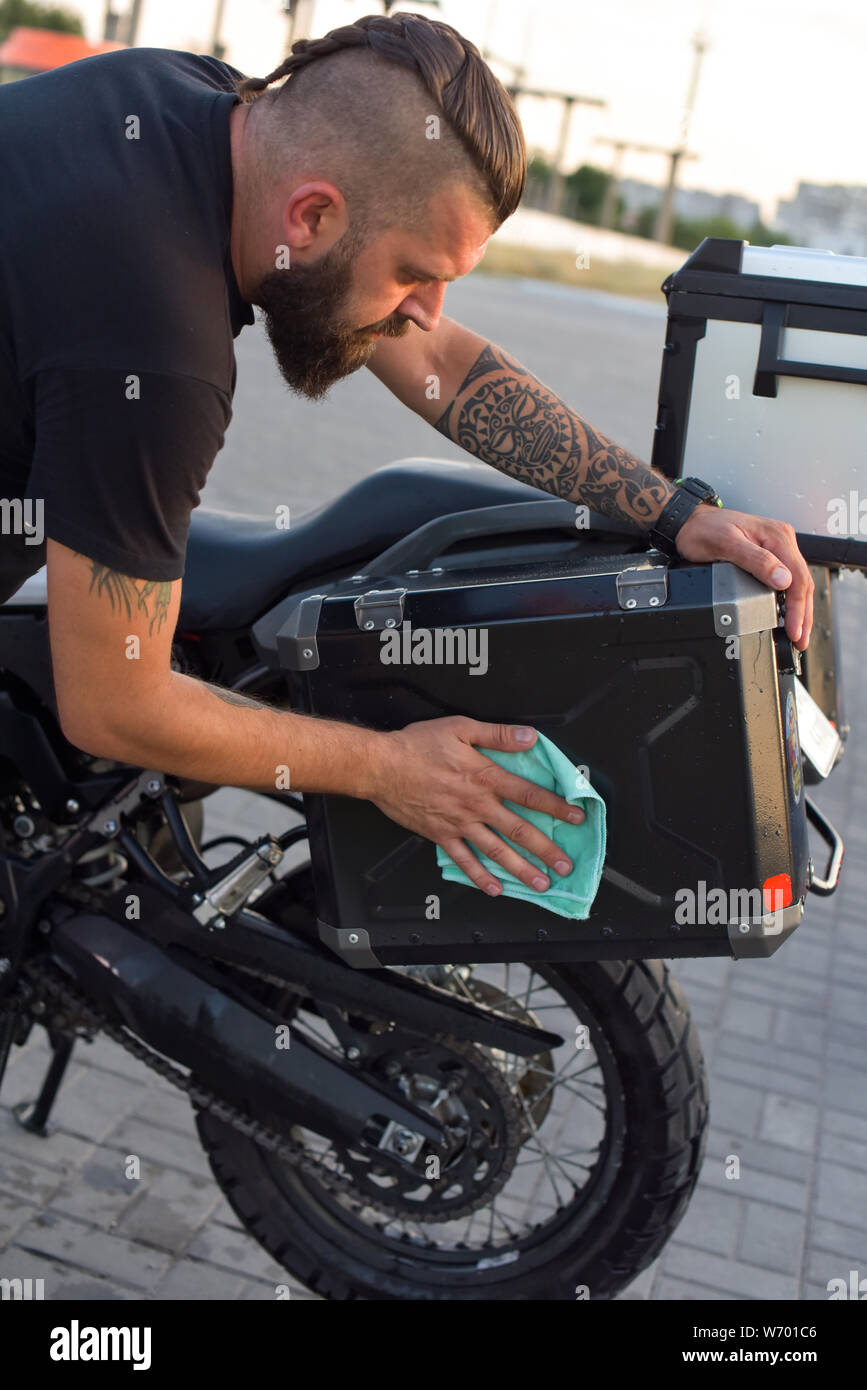 Motorcycle Car Wash Motorcycle Big Bike cleaning with foam injection ...