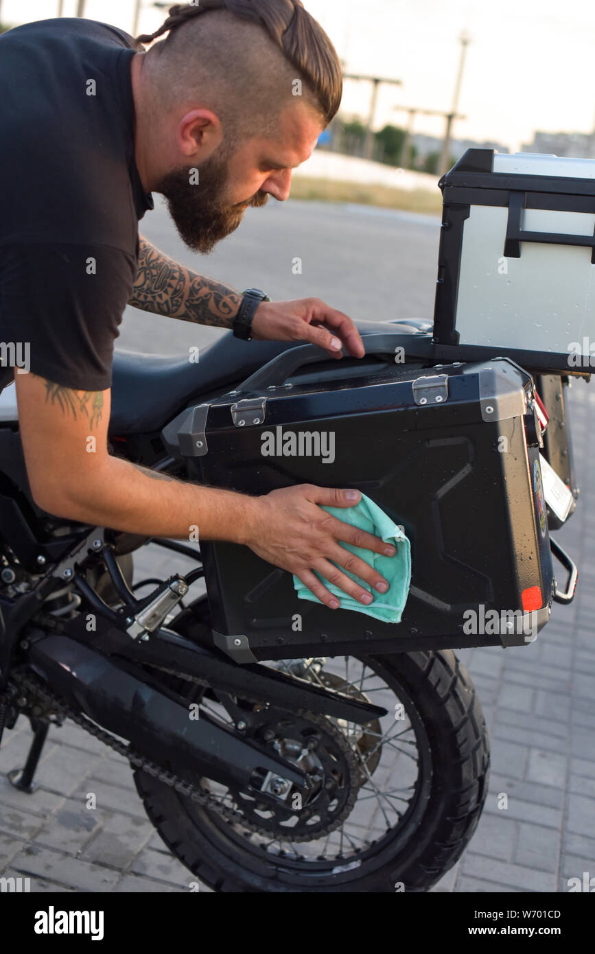 Motorcycle Car Wash Motorcycle Big Bike cleaning with foam injection ...