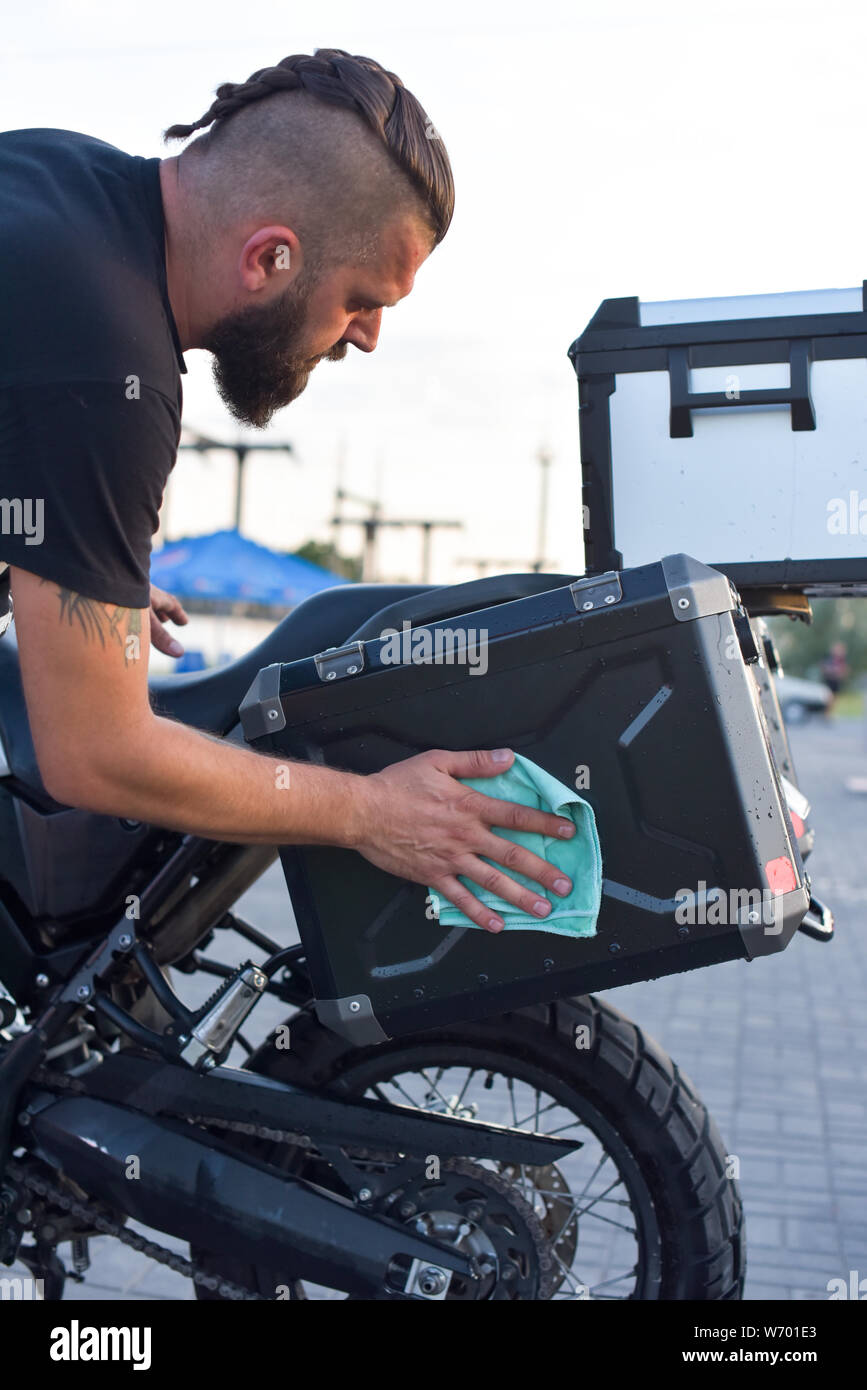 Motorcycle Car Wash Motorcycle Big Bike cleaning with foam injection ...