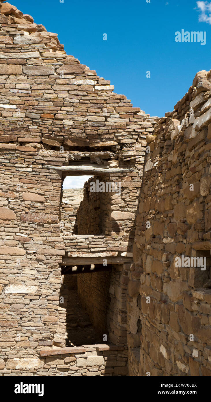 Chetro Ketl archeological site at Chaco Culture Historical Park Stock ...