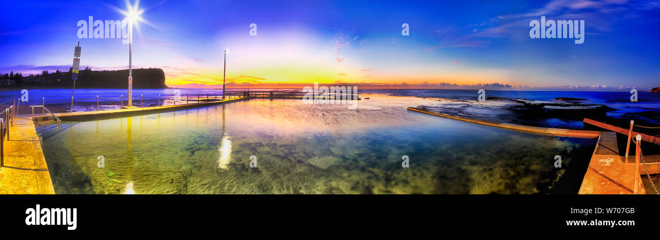 Mona vale pool hi-res stock photography and images - Alamy