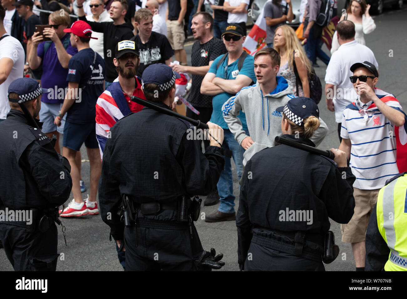 Police batons drawn hi-res stock photography and images - Alamy