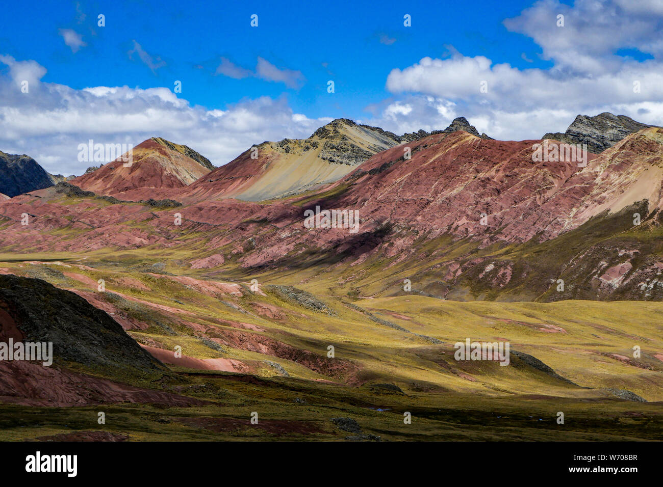 Andes mountains range hi-res stock photography and images - Alamy