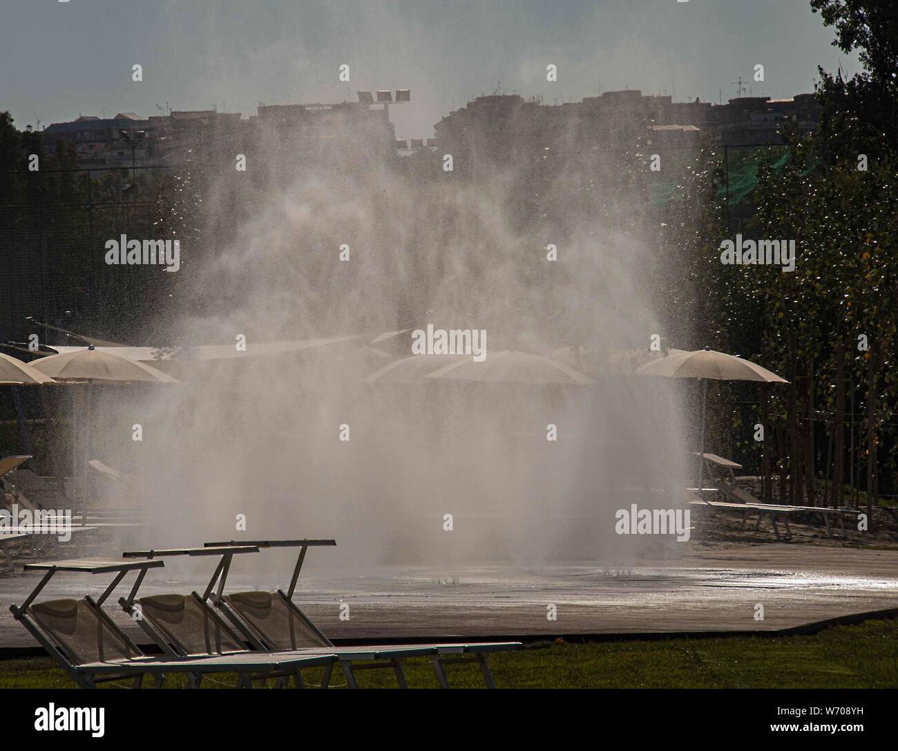 Virginia Raggi inaugurates the Tiberis beach Stock Photo - Alamy