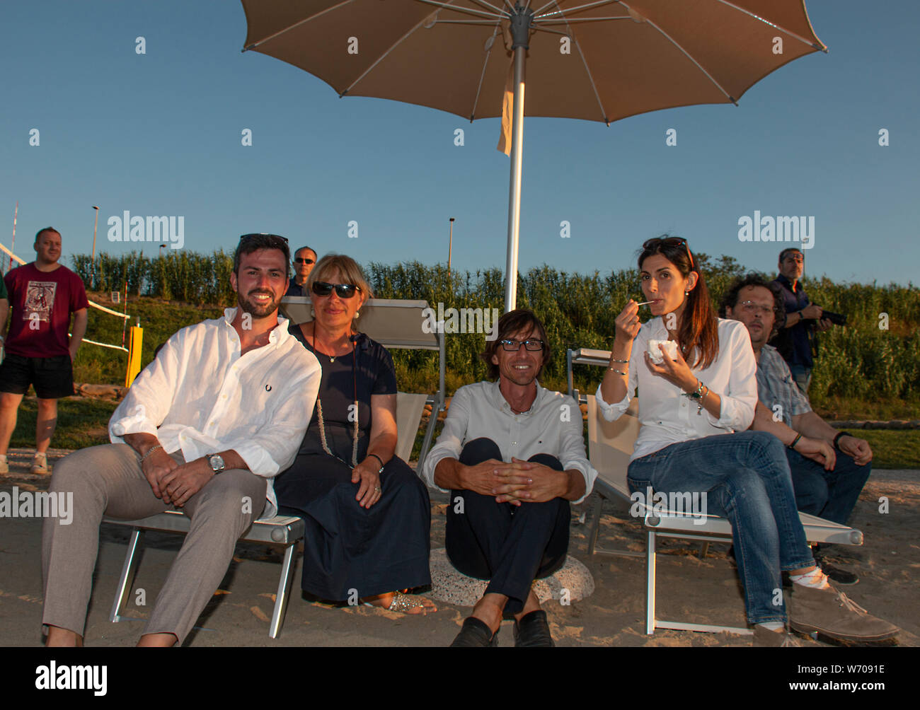 Virginia Raggi inaugurates the Tiberis beach Stock Photo - Alamy