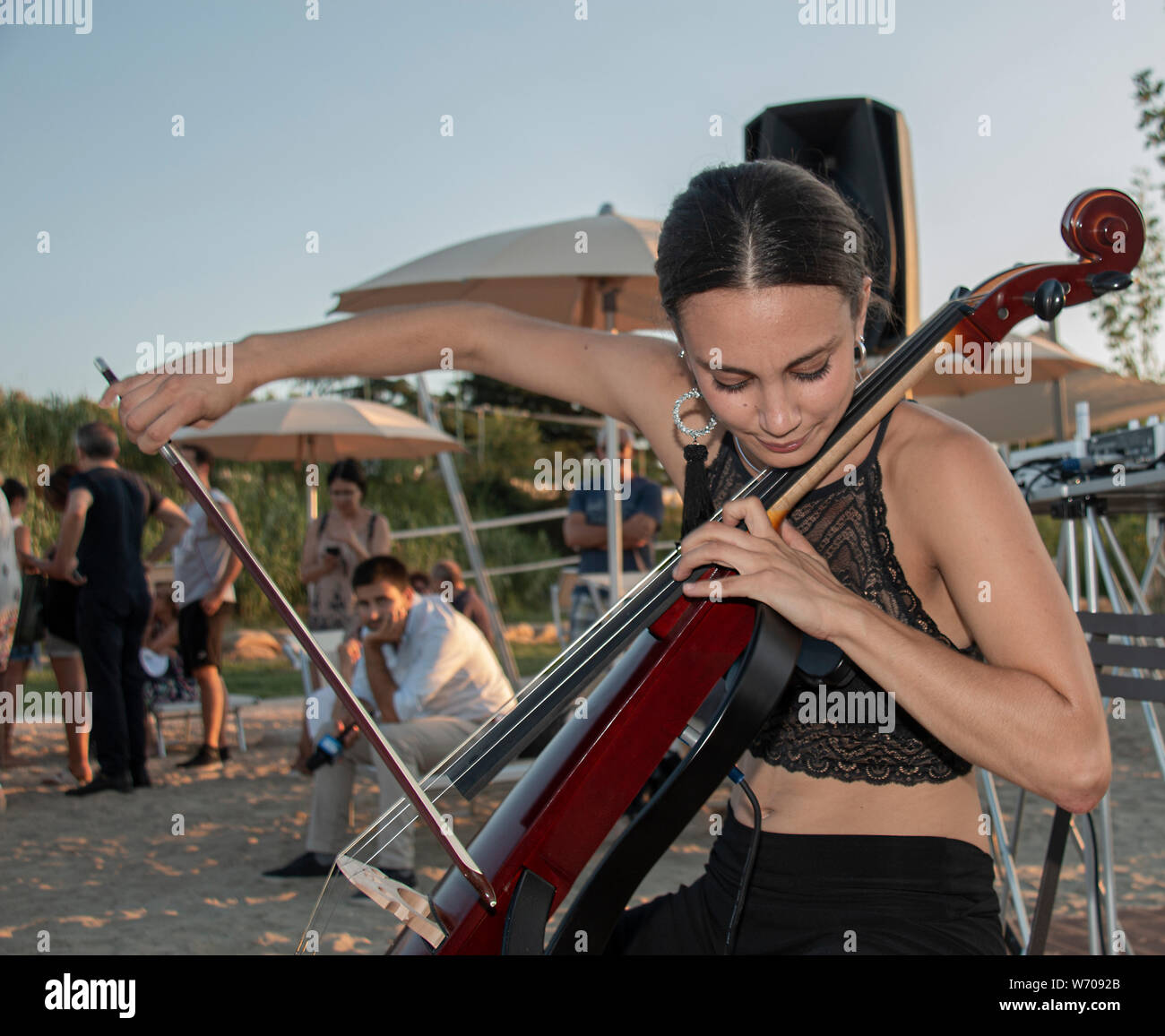 Virginia Raggi inaugurates the Tiberis beach Stock Photo - Alamy