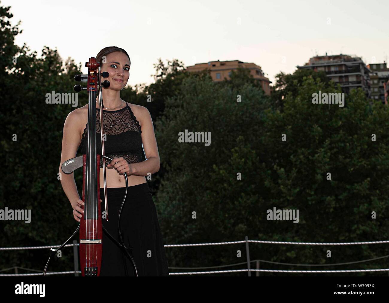 Virginia Raggi inaugurates the Tiberis beach Stock Photo - Alamy