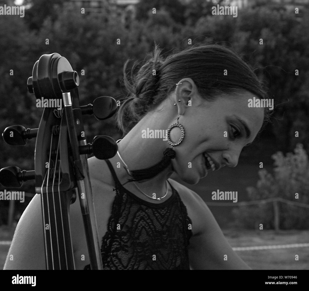 Virginia Raggi inaugurates the Tiberis beach Stock Photo - Alamy