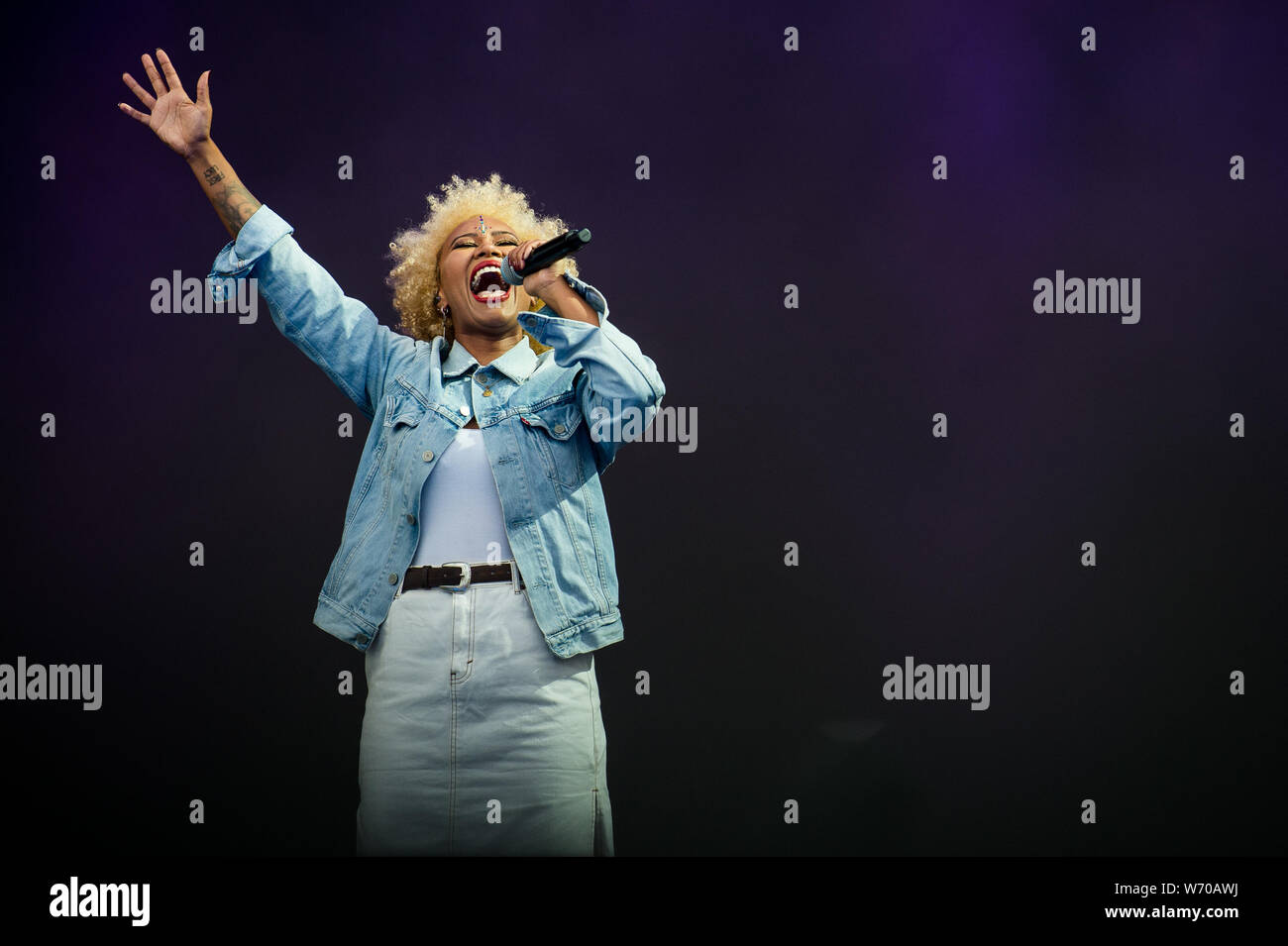 Brighton, UK. 3rd August 2019. Emeli Sande performs as special guest on ...