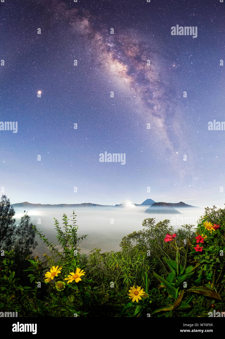 Java indonesia night sky hi-res stock photography and images - Alamy