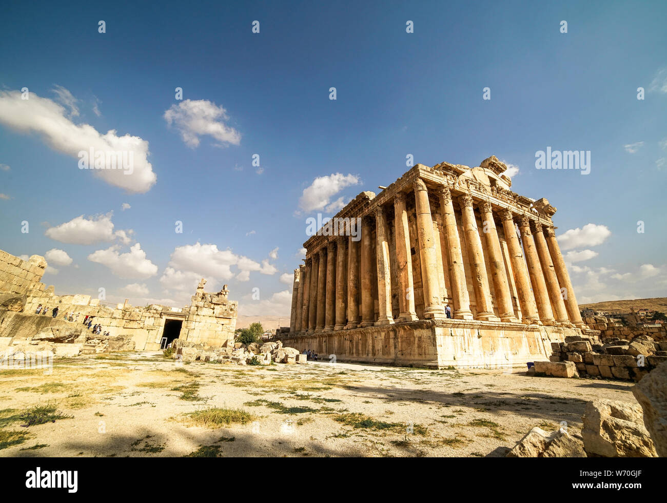 Baalbek hi-res stock photography and images - Alamy