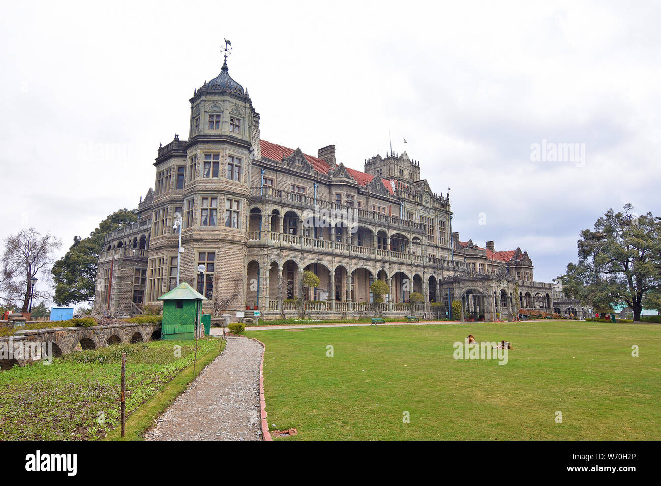 Shimla architecture hi-res stock photography and images - Alamy
