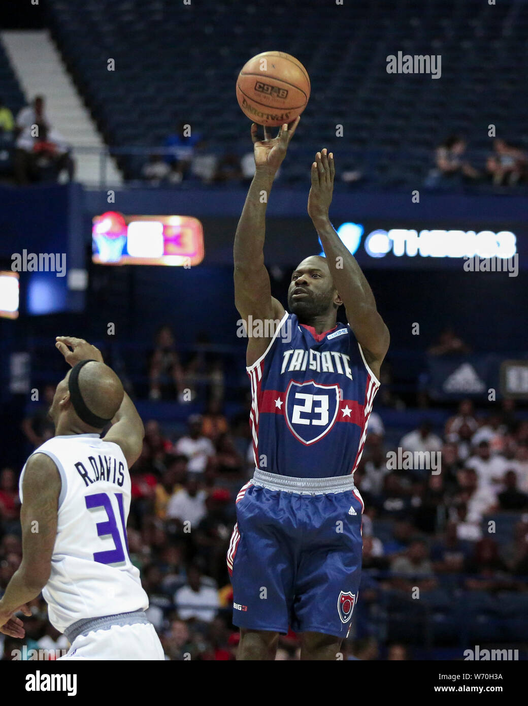 Saturday Aug 3 - Tri-State's Jason Richardson shoots a jump shot during ...