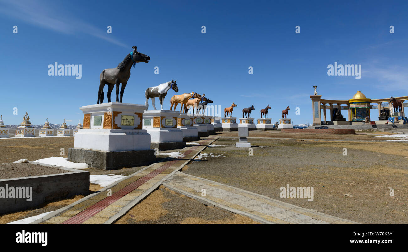Horse memorial monument ‘Morin Tolgoe’ near Arvaikheer, Mongolia Stock ...