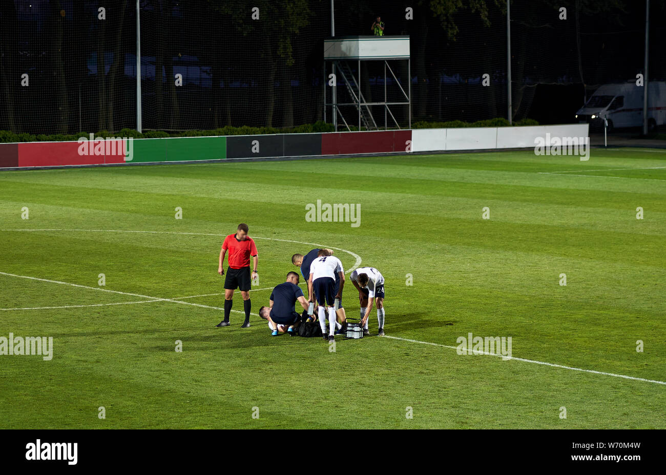 Football head on collision hi-res stock photography and images - Alamy